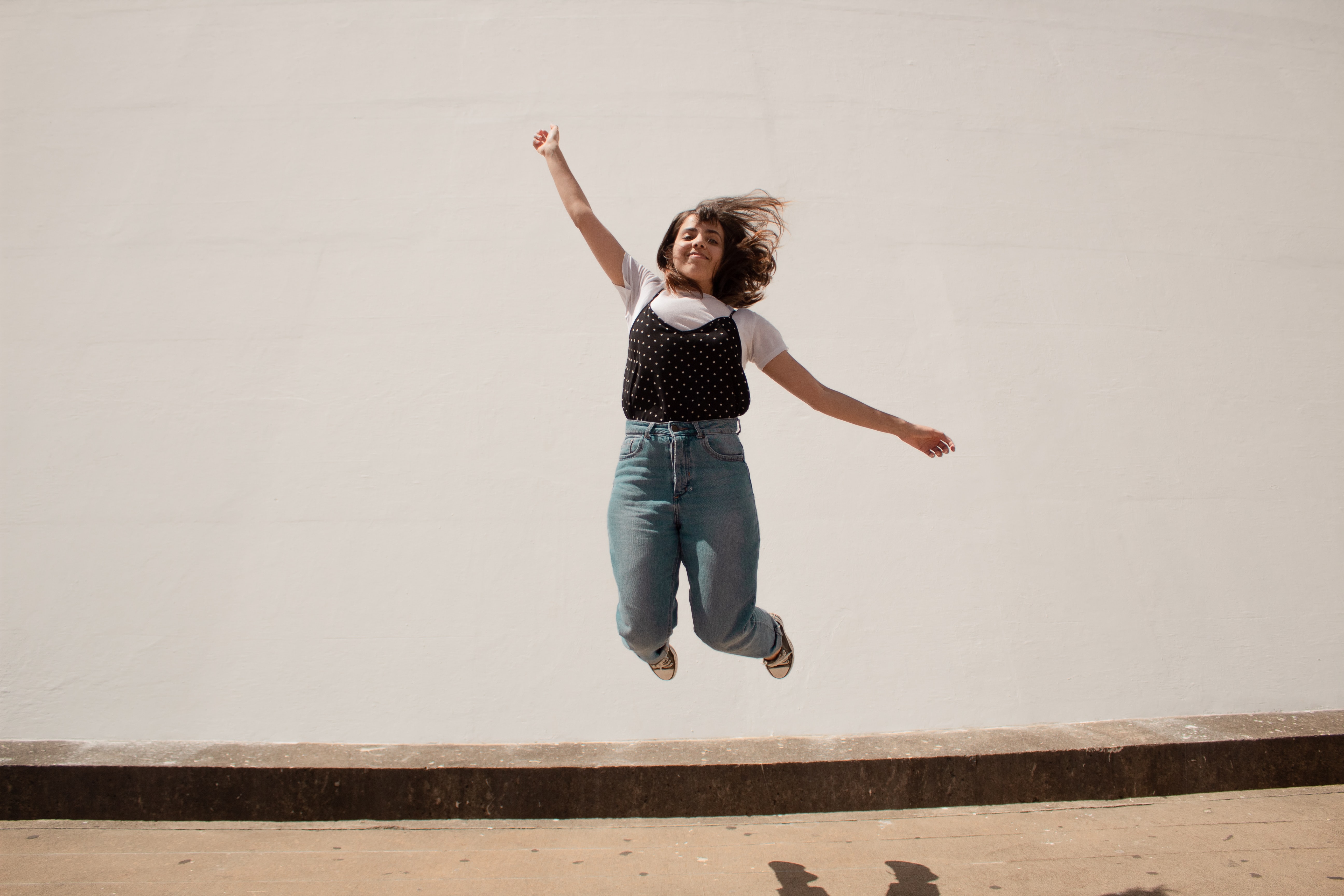 Saltar al vacío – Letras & Poesía
