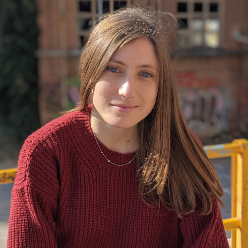 Alba Guillén – Letras & Poesía